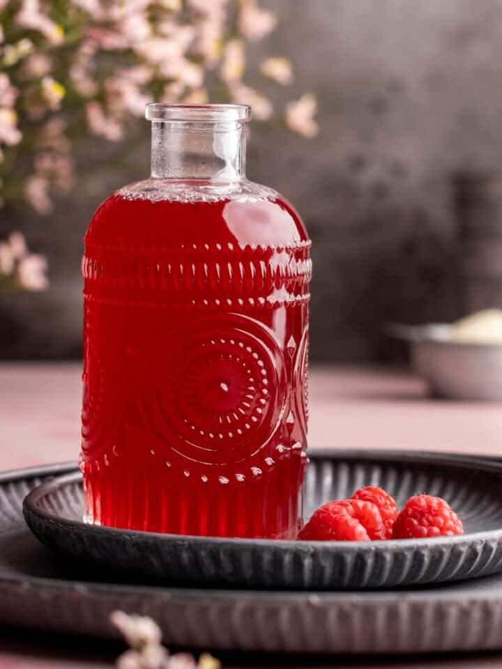 Raspberry Mocktail - Cookhouse Diary